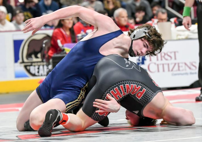 Montoursville’s Dylan Bennett looking to win state gold in wrestling ...
